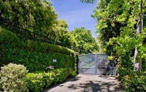 Harrison Ford’s New House For Sale - Home Bunch Interior Design Ideas