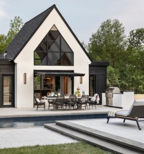 Modern European House Tour - Home Bunch Interior Design Ideas
