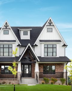 Modern Farmhouse with Gable Roof - Home Bunch Interior Design Ideas