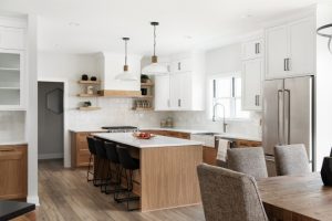 Modern Farmhouse with Gable Roof - Home Bunch Interior Design Ideas