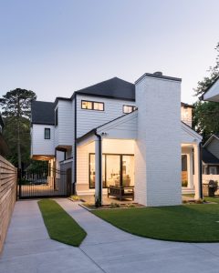 Building a New Home on a City Lot - Home Bunch Interior Design Ideas