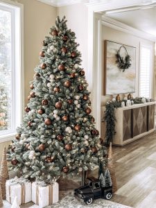 2023 Christmas Home Decorating Ideas - Home Bunch Interior Design Ideas