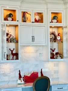 Traditional Christmas Home Tour - Home Bunch Interior Design Ideas