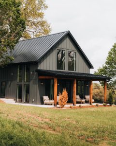 Tennessee Modern Farmhouse Cottage - Home Bunch Interior Design Ideas