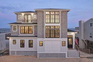 Beautiful Delaware Beach House With Stunning Views - Home Bunch ...