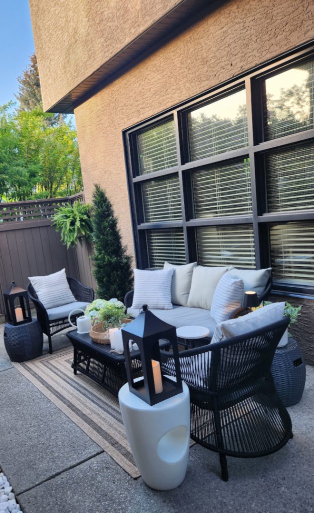 Small Patio Decor Ideas - Home Bunch Interior Design Ideas