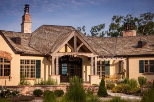 Rustic Ranch Style Home with Inspiring Kitchen - Home Bunch Interior ...