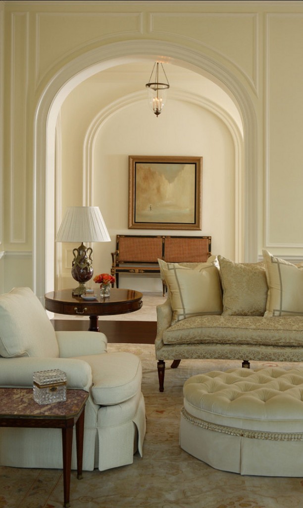 Traditional Interiors - Home Bunch Interior Design Ideas