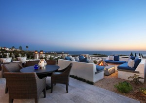 Ultimate California Beach House with Coastal Interiors - Home Bunch ...
